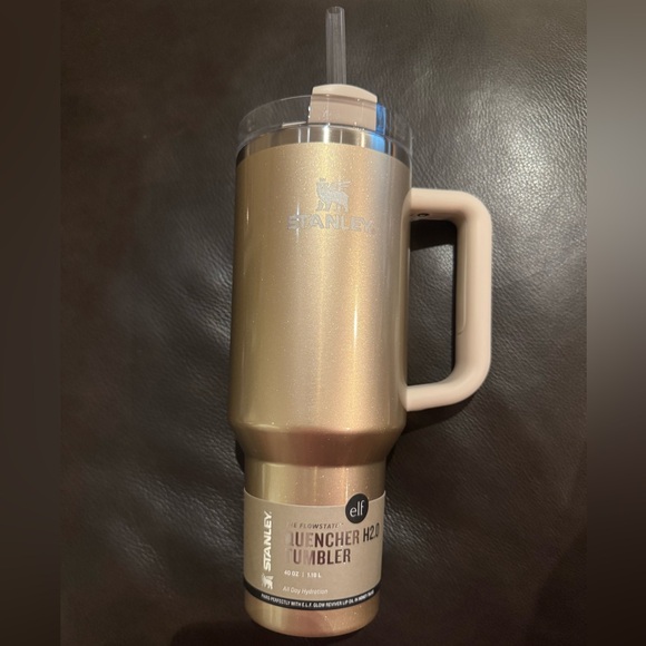Stanley | Dining | Stanley X Elf The Flowstate 4 Oz The Quencher H20 ...